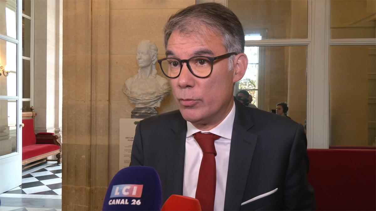 Loi immigration : le PS ne votera pas une motion de censure des ...